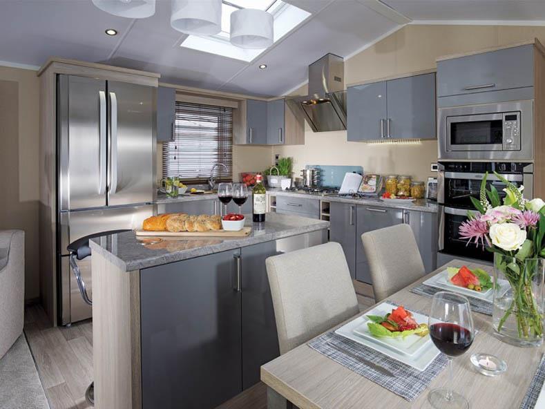 2017 REGAL HOLIDAY HOMES HAMILTON LODGE 41 X 14 2 BED | Nationwide ...